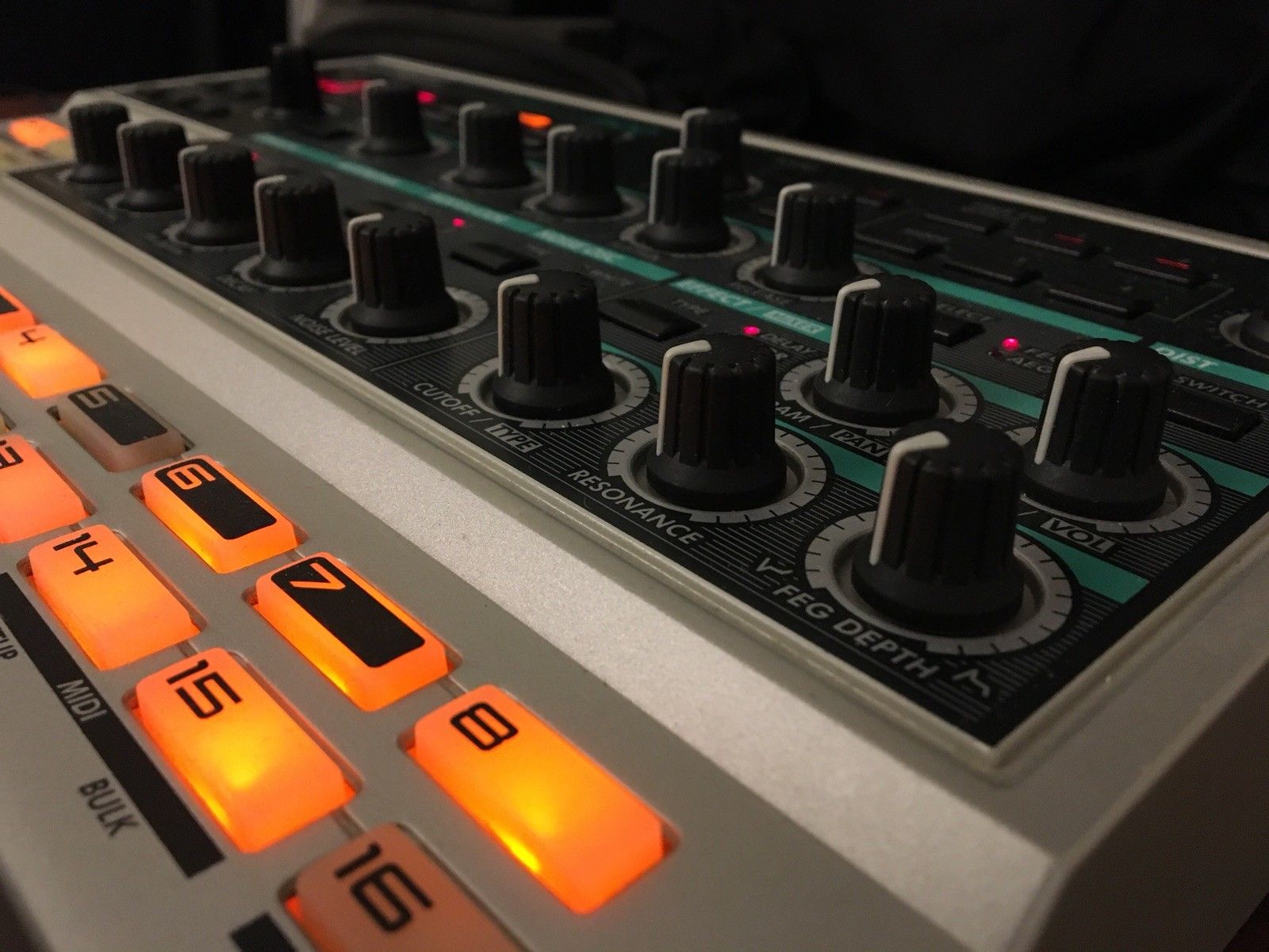 MATRIXSYNTH: YAMAHA DX200 Loop Factory FM Synthesizer Module