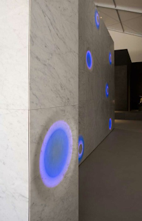 Marzua: Revestimientos de pared con luces LED de Incontro Ardito