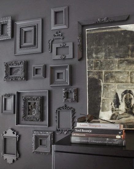 Icono Interiorismo: Decorar una pared con marcos vacíos