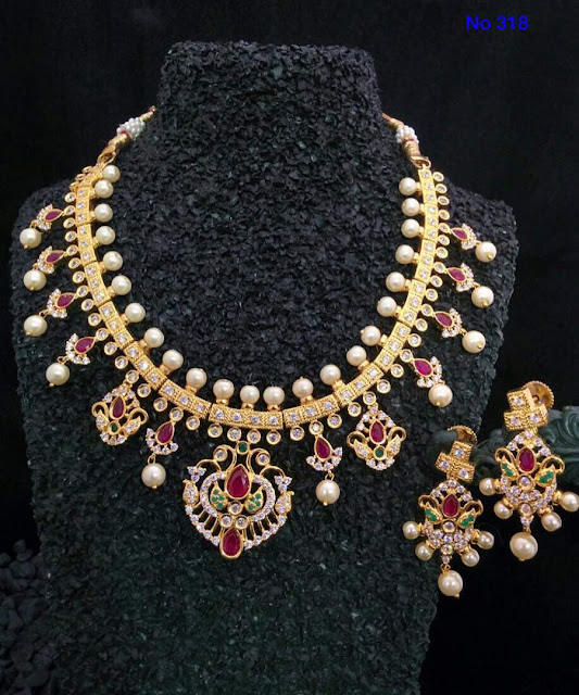 Elegant Short neck Sets