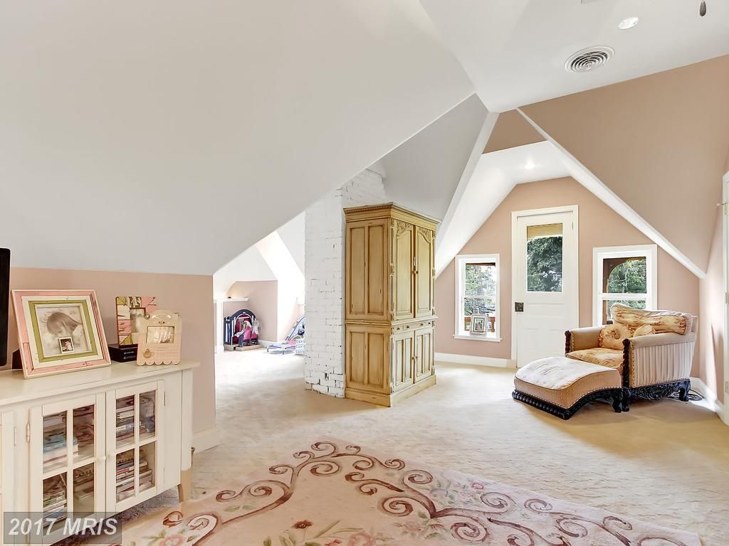 Sweet House Dreams: Schultz House/Oak Ridge Academy, 1837 Victorian in ...