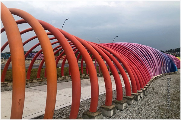 SUPERMENG MALAYA: ELMINA VALLEY - Rainbow Bridge