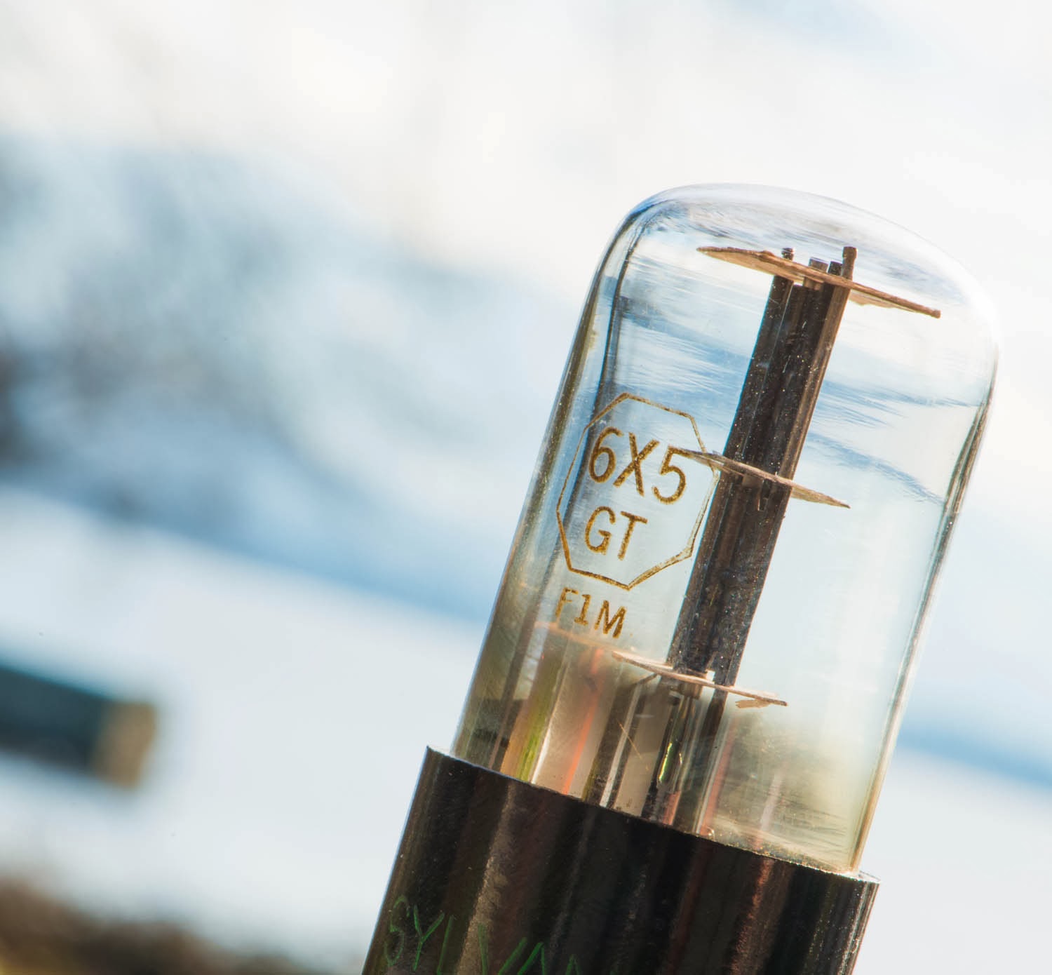 VinylSavor: Tube of the Month : The 6X5
