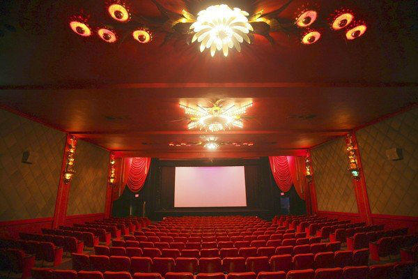 Los Angeles Theatres: Fine Arts Theatre