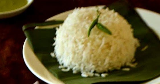 Mix and Stir: Chicken Paturi / Chicken wrapped in Banana leaves