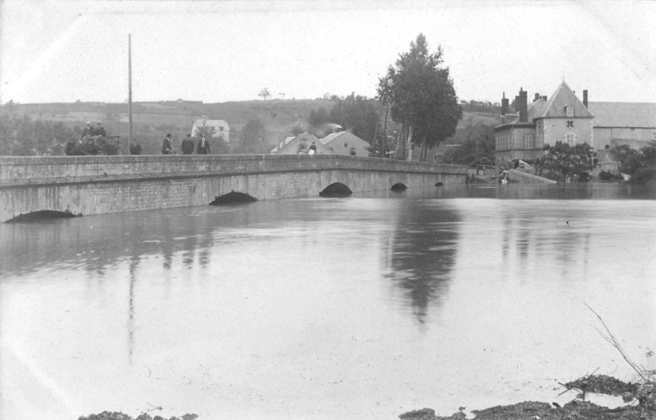 GeoDaszner chronique la Nièvre: Decize en crue
