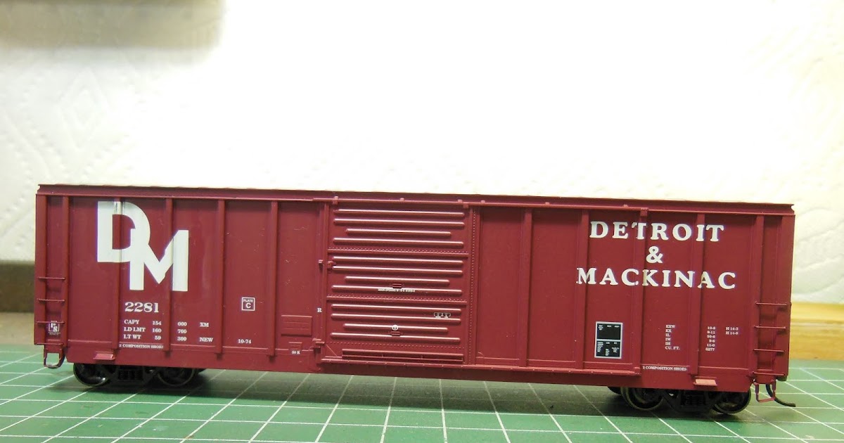 JSSX Railway: LLSR Boxcar, Plus Loading Conveyor Part 3