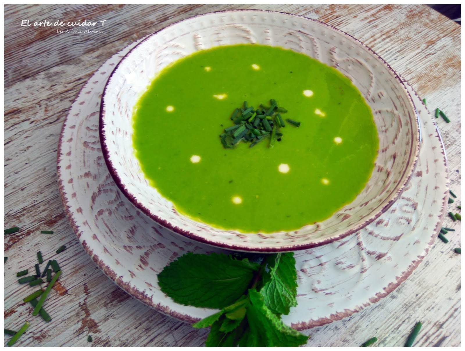crema fría de guisantes con menta
