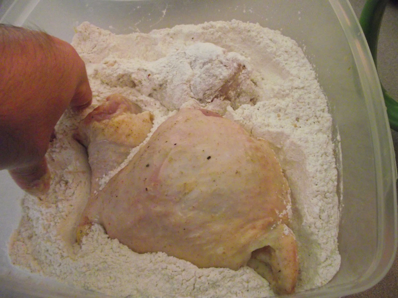 Smiley's Kitchen: Fried Chicken