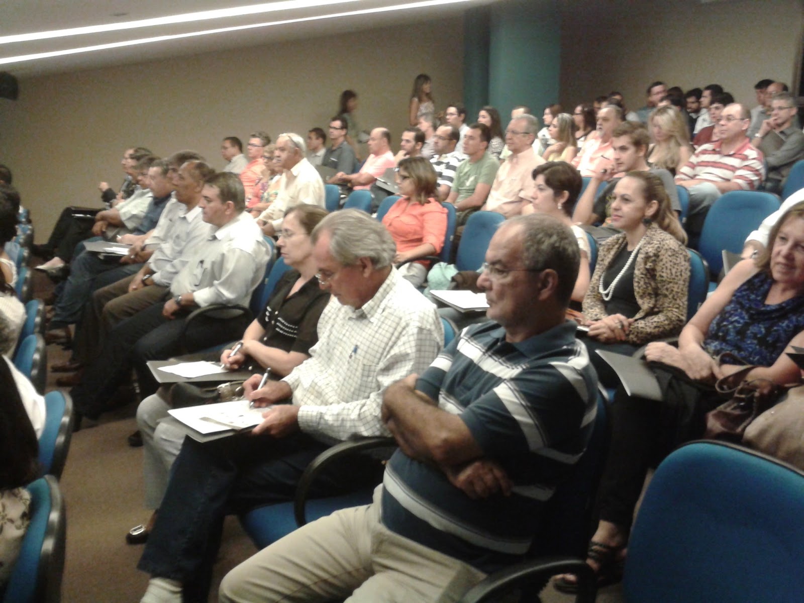 IEEL - INSTITUTO DE EDUCAÇÃO ESTADUAL DE LONDRINA.