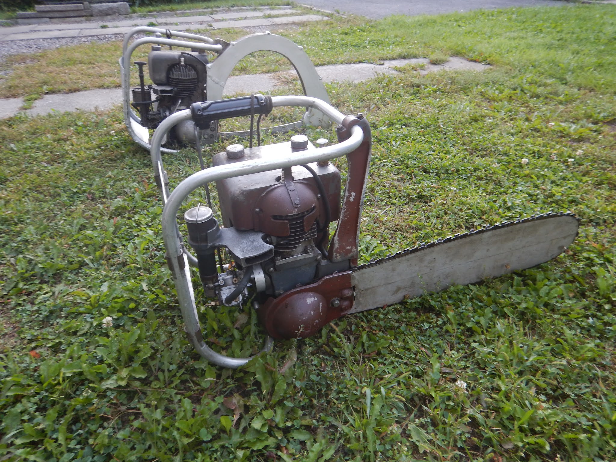 VINTAGE CHAINSAW COLLECTION