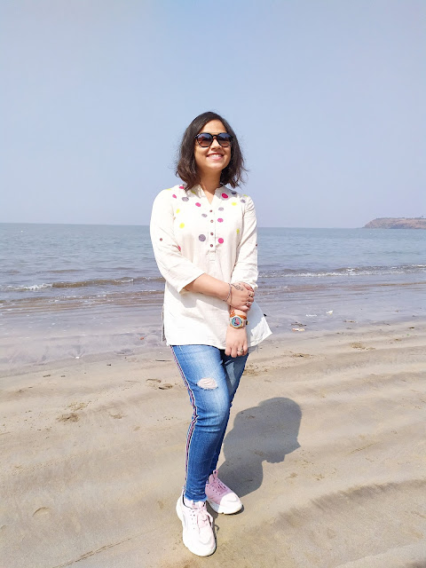 Punjabi singer Amitha Bharathi short hair style - Village Barber Stories