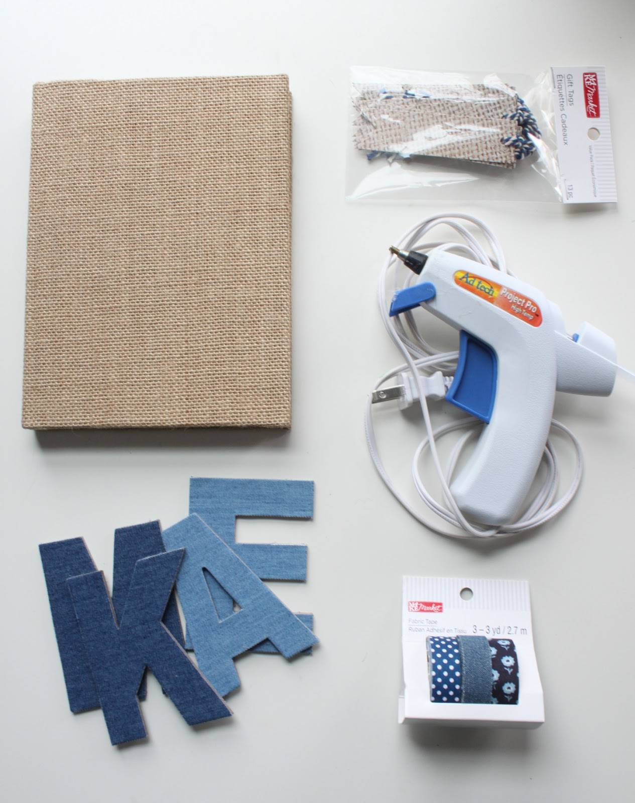 EAT+SLEEP+MAKE: DIY Denim Journals
