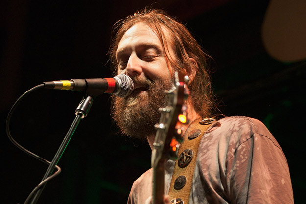 WORLD OF HARMONICA: Chris Robinson