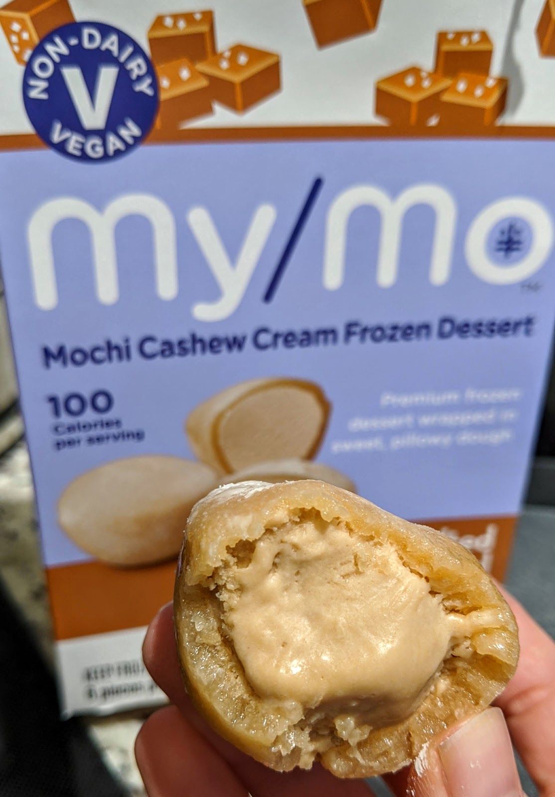 The Gluten & Dairy-Free Review Blog: Vegan My/Mo Mochi Review (Dairy-Free)