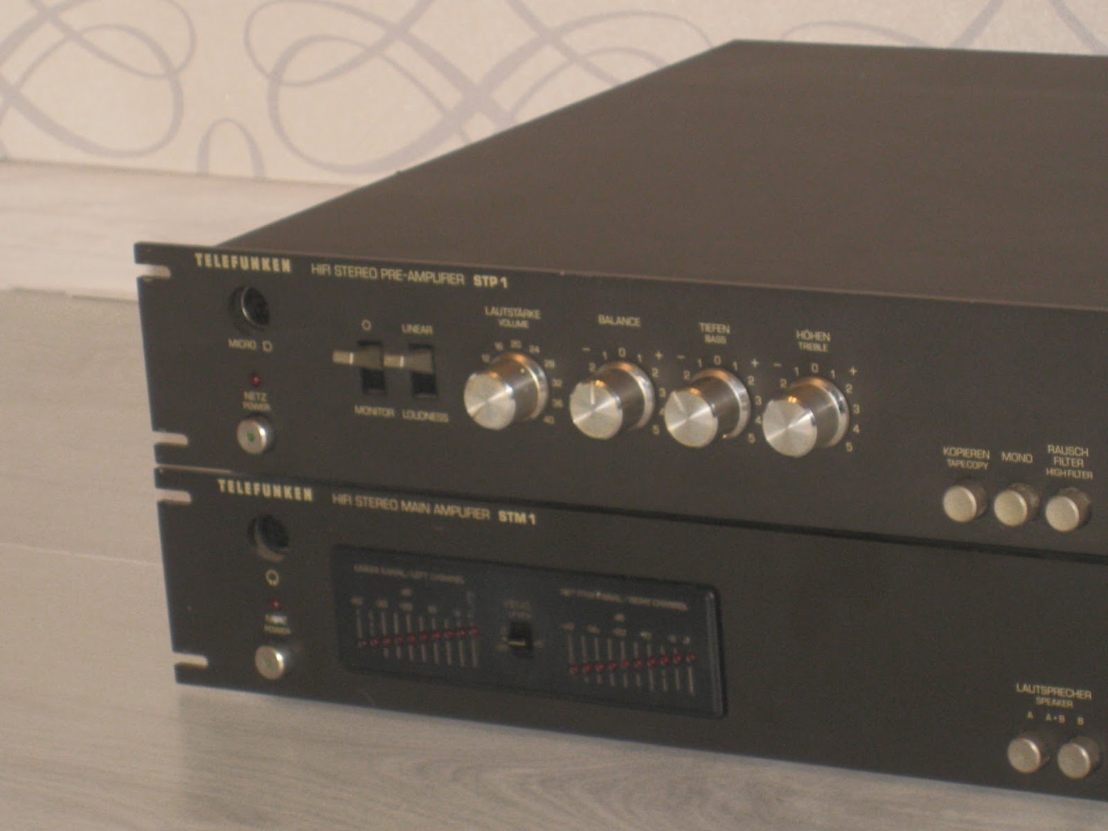 Infrequent Sound [sex.tex] technology: Telefunken STP1 HiFi Stereo Pre ...