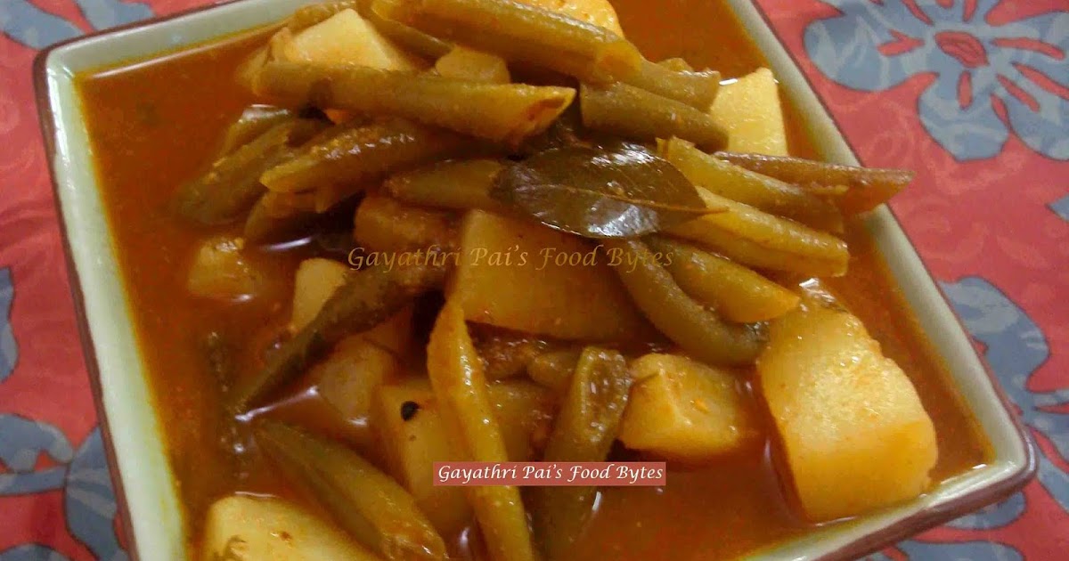 Gayathri Pai's Food Bytes: French Beans and Potato Kolmbo/ Sambar