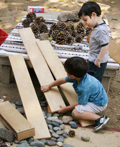 Loose Parts Play Ideas - How Wee Learn