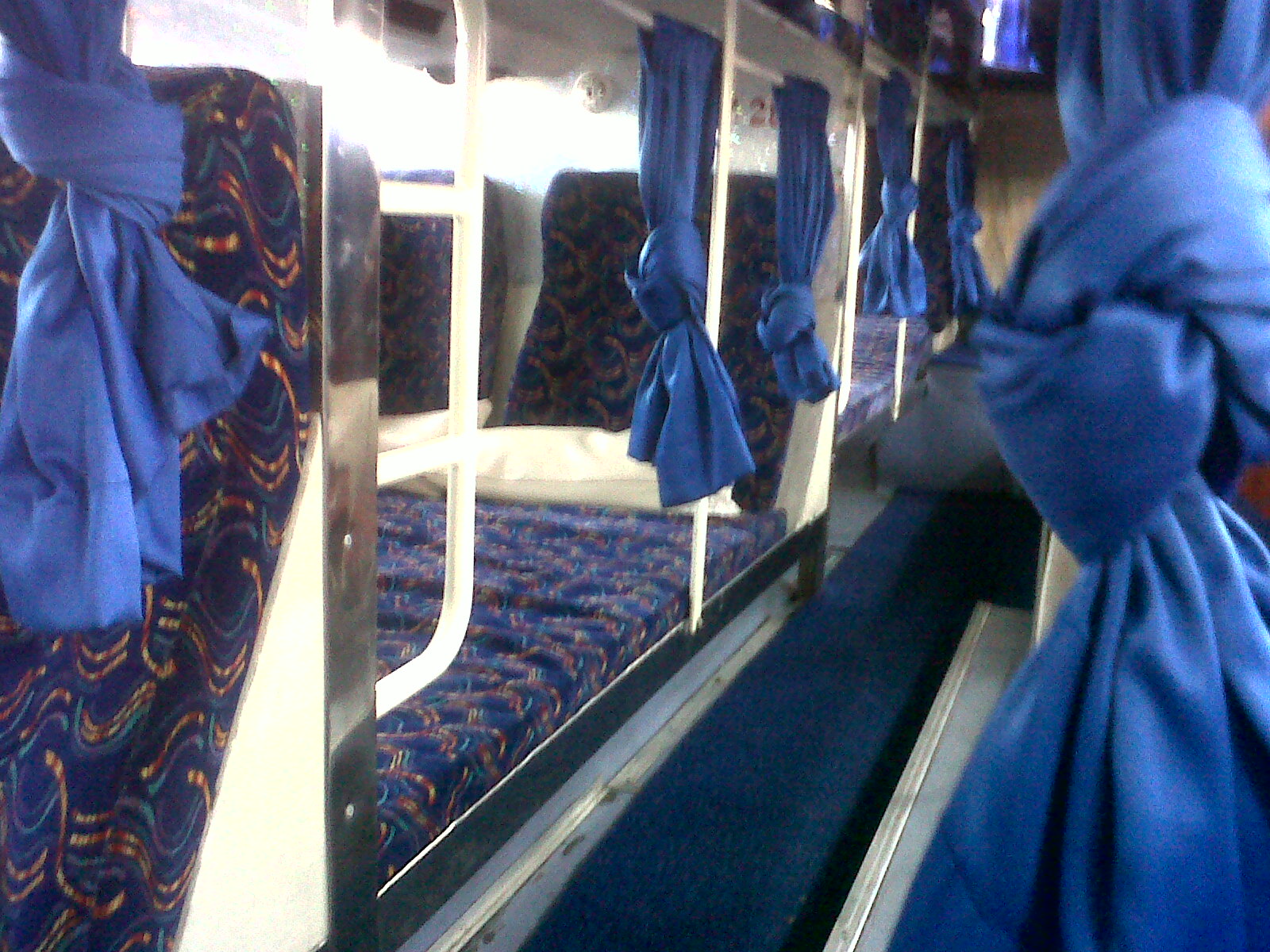 Travel with Sam : Chennai Bangalore Multi Axle "Sleeper" Bus.