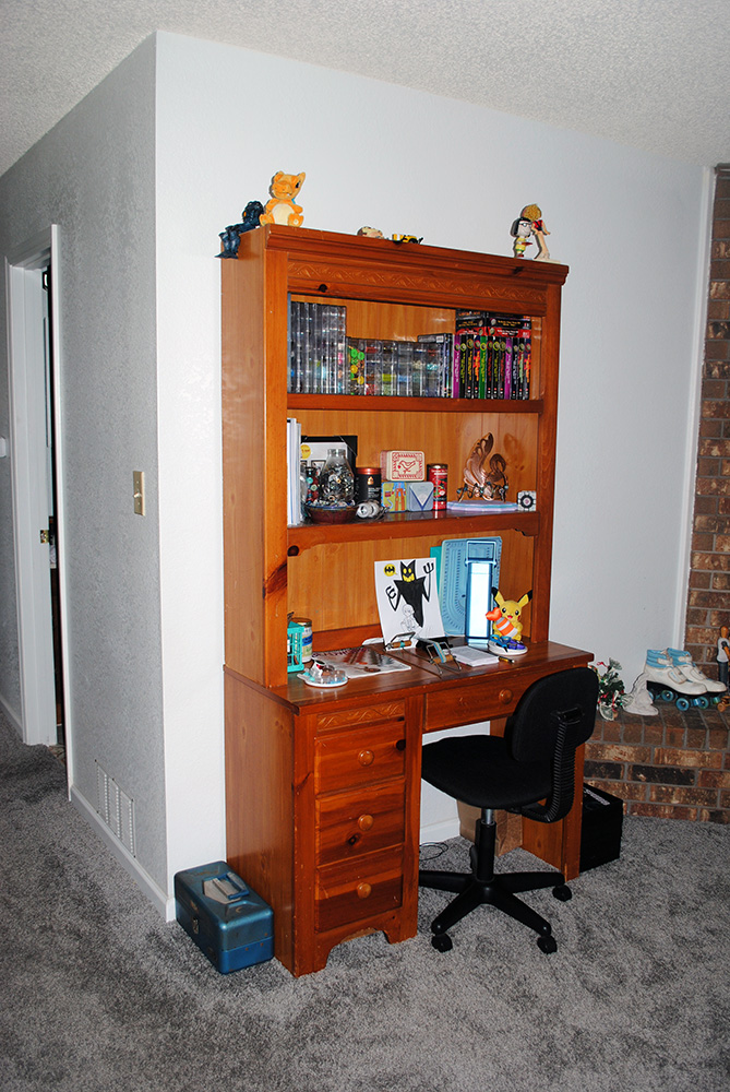 Vanishing Pearl: To Have an Art Studio? The Ultimate Crafter's Question