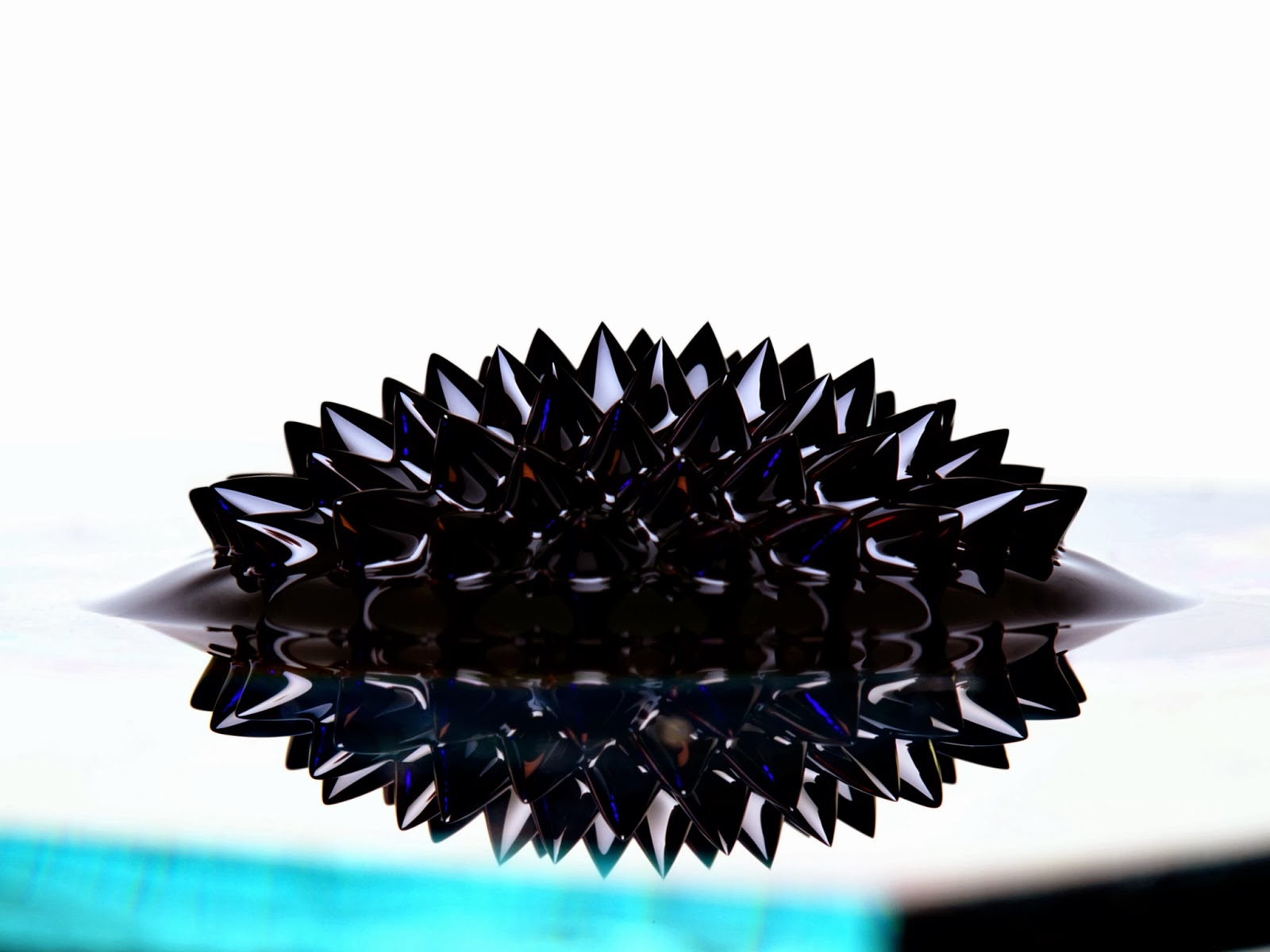 Gizli Kullanıcı: Ferrofluid nedir? (What is Ferrofluid?)