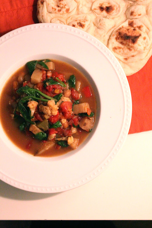 Carey On Lovely: Slow Cooker Vegetable Curry