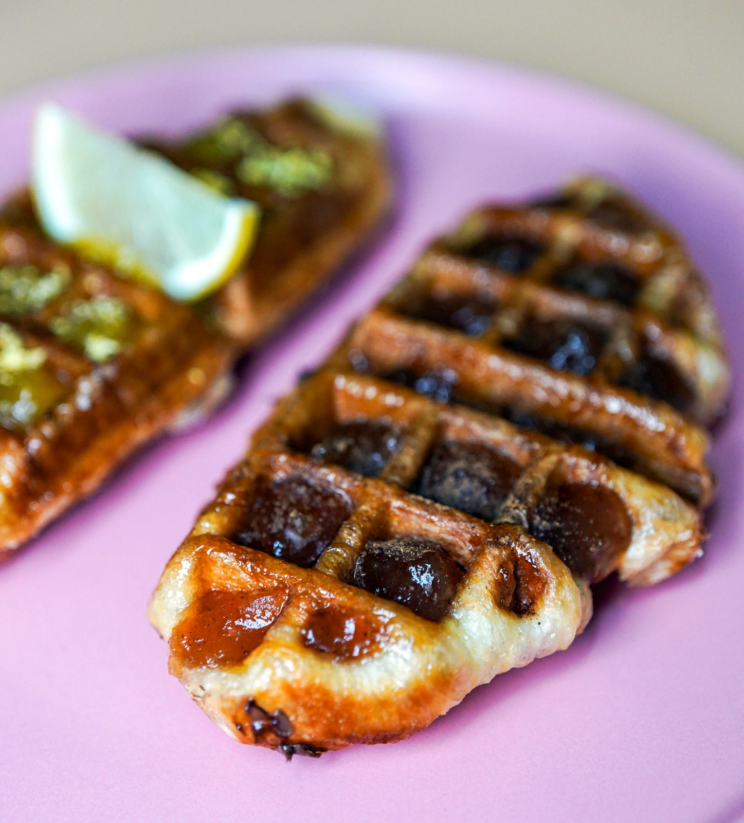 For fans of fruits, the Apple Cinnamon Croffle evokes all-American ...