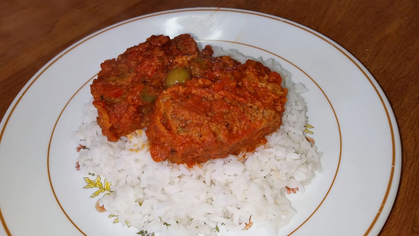 Deliciously Sweet and Savory: Pulpeta (Cuban Meatloaf)