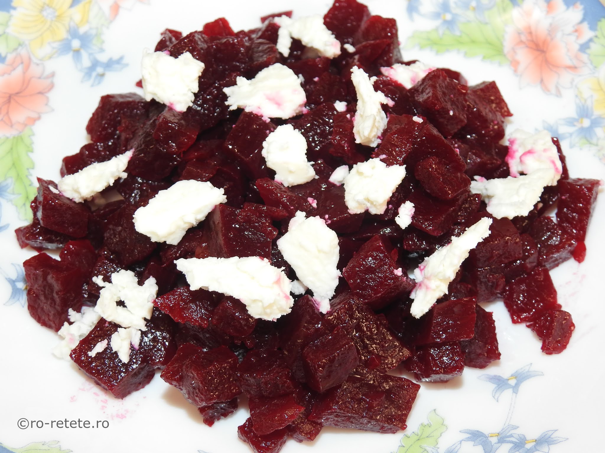 Salata de sfecla rosie reteta | RO-Retete.ro