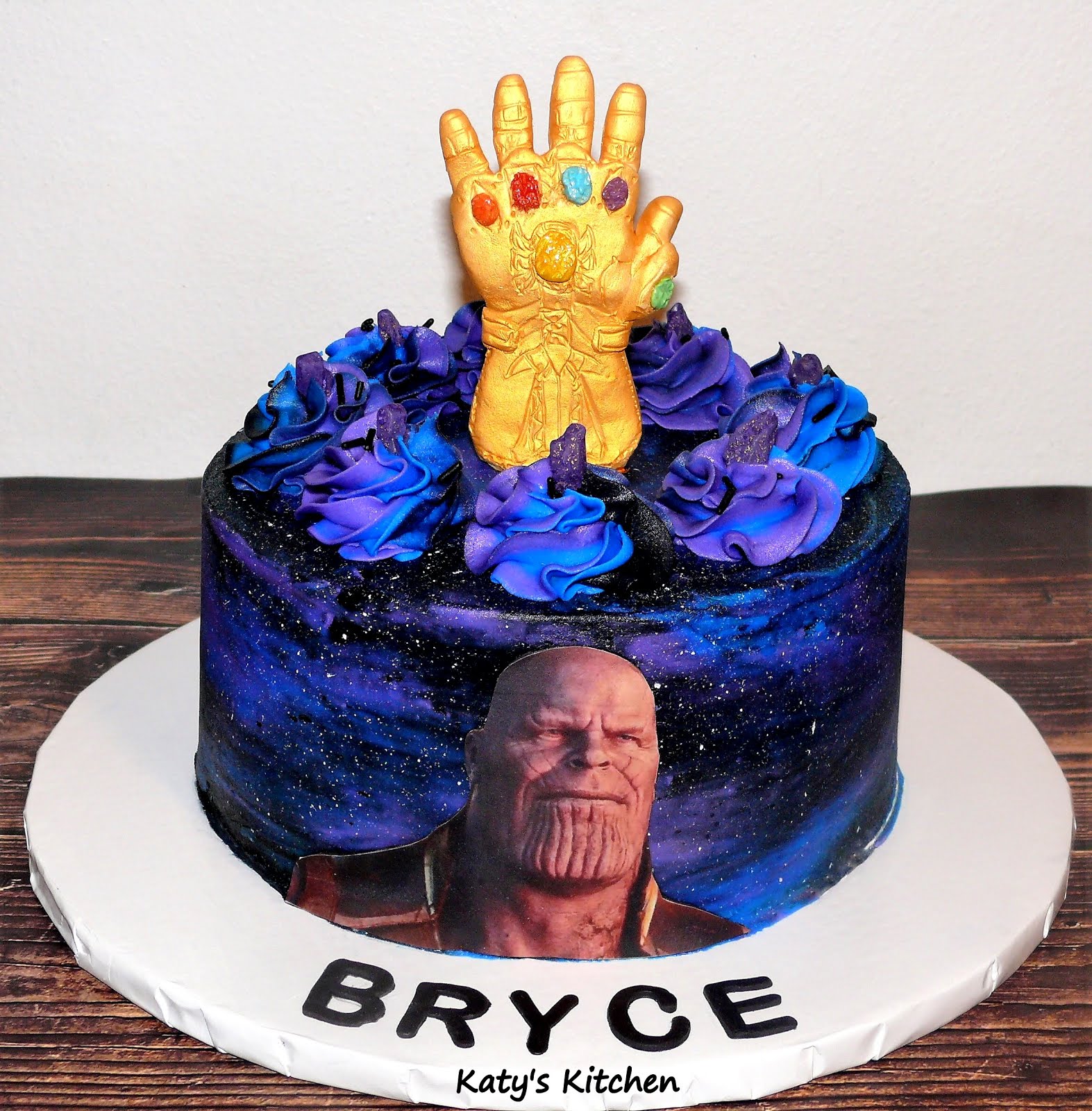 Katy's Kitchen: Thanos Cake