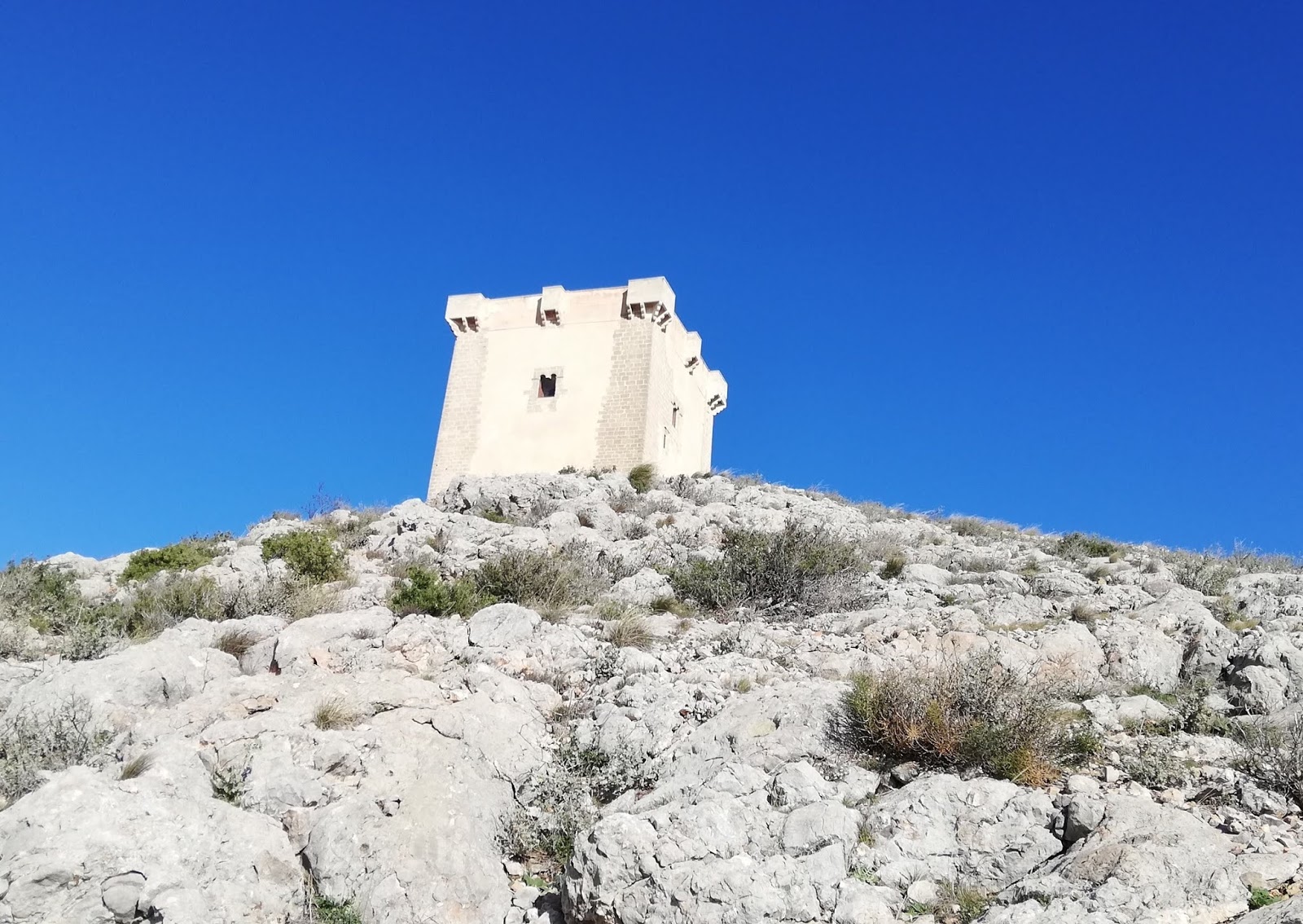 Guía de los Castillos, Torres y Fortificaciones de Alicante: Castillo ...