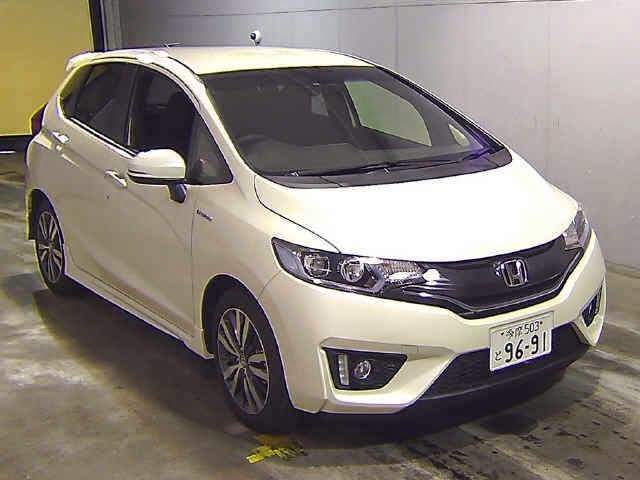 AI: Honda Fit Hybrid gp5 2015 Price in Srilanka