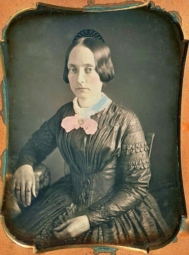 39 Stunning Photos of Upper-Class Girls in the Mid-19th Century ...