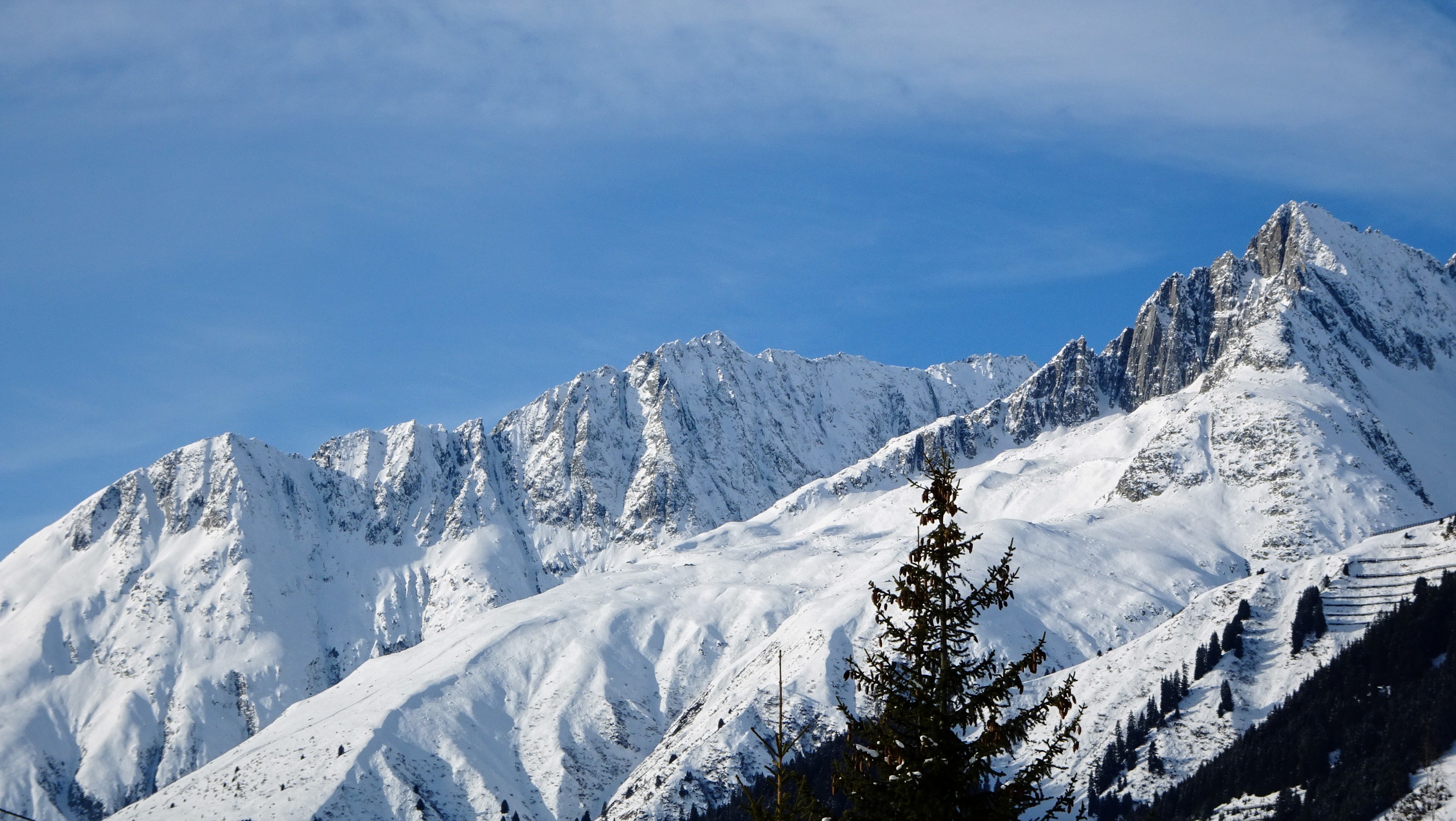 Tschamut – Sedrun – Disentis (Surselva / GR) – Wandern mit Freunden