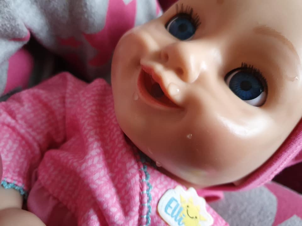 Brewtiful Fiction: ad Elli Smiles Toy Review