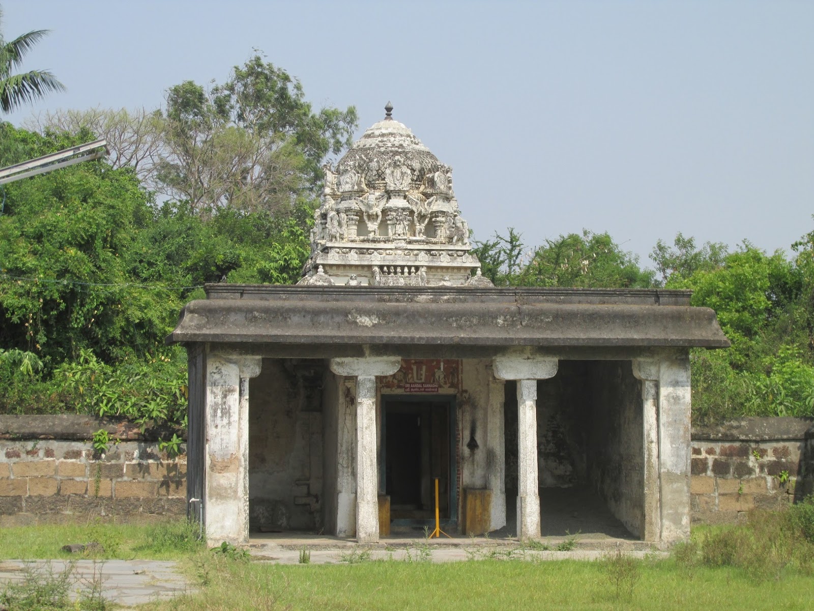 Tamilnadu Tourism: Rajagopalaswamy Temple, Manimangalam, Kanchipuram