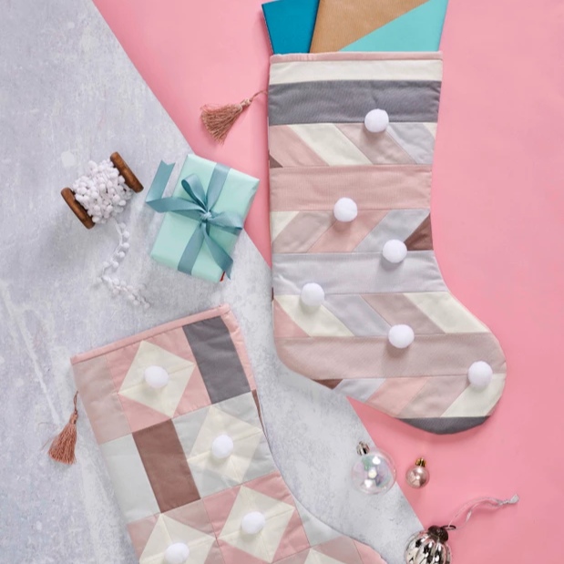 stockings + top trend / CHARM ABOUT YOU