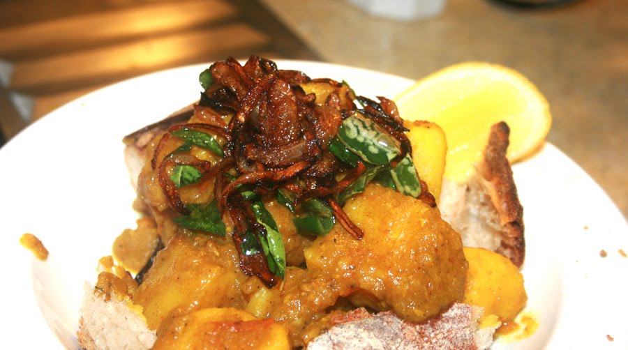 The Ortolan's Last Meal: RECIPE: Dinich Wat (Ethiopian Potato Stew)