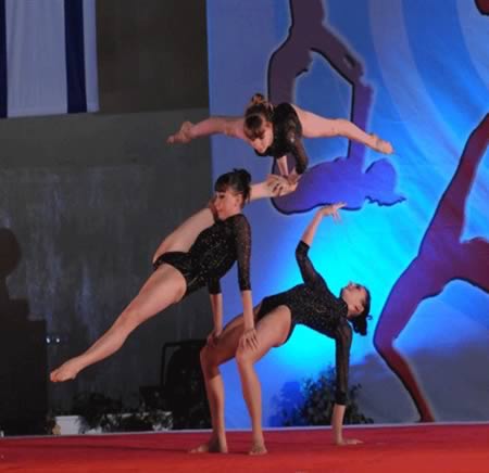 10 Senam Akrobatik Paling Extrim