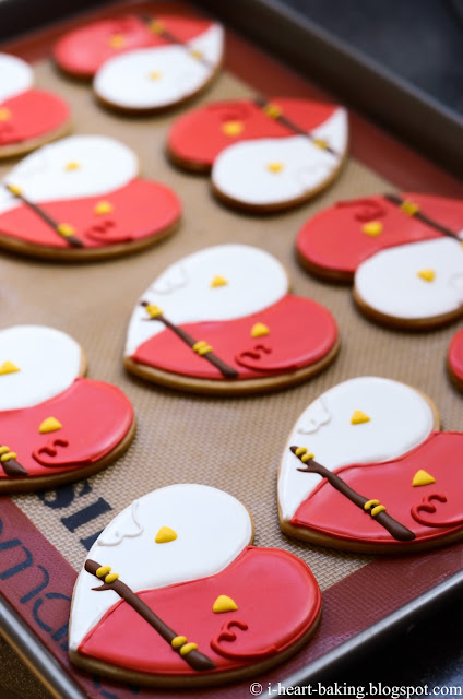 i heart baking!: red and white lovebird cookies