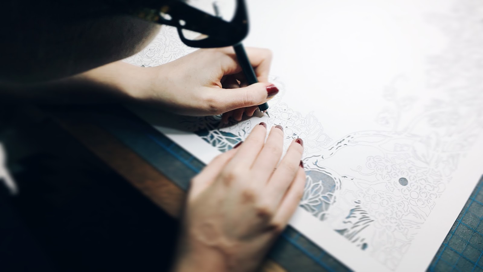 custom | VINEYARD OAK | Woodland Papercuts