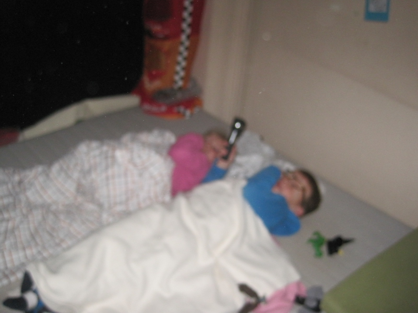 Welkom in de 2de kleuterklas!: Verhaal met prenten: Papa spook is jarig!