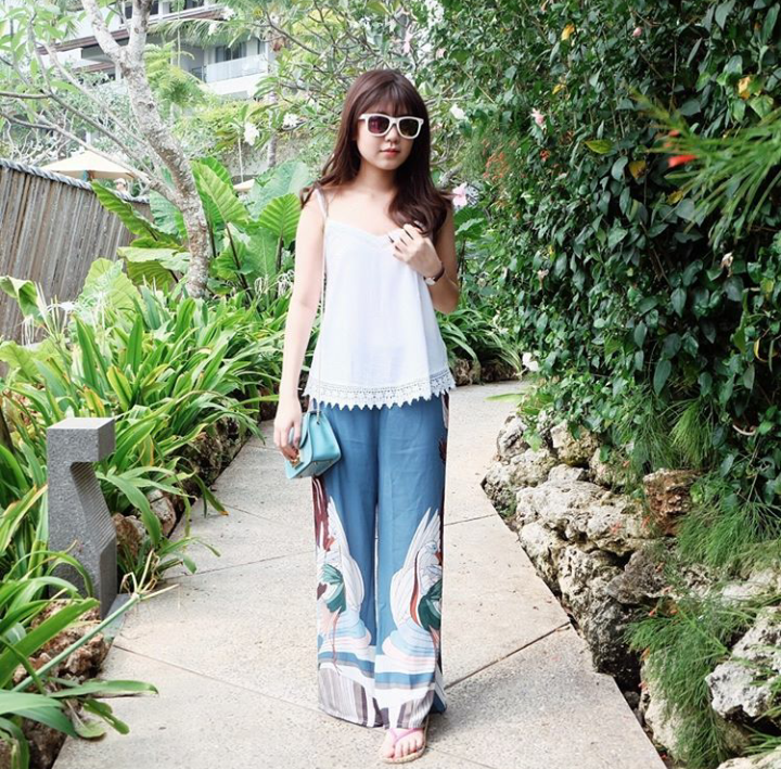 ΝΔBILΔ S ΔNJΔNI : 4 TIPS OUTFIT JALAN-JALAN KE YOGYAKARTA VERSI NSA