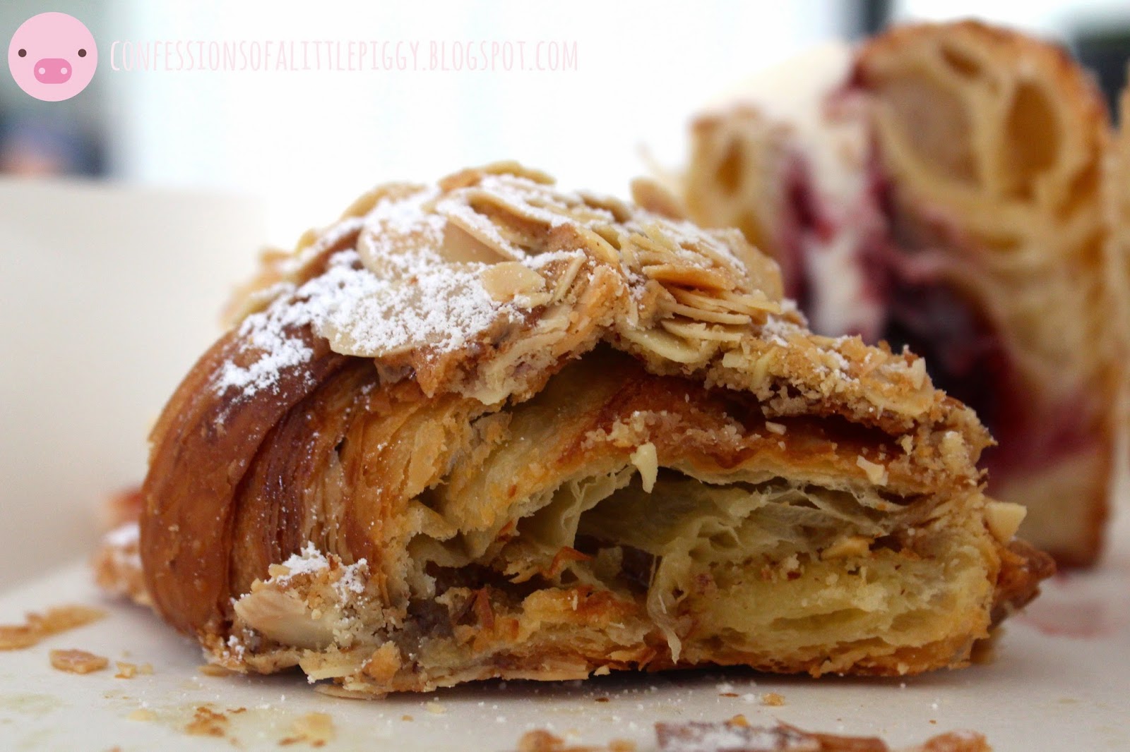 Lune Croissanterie ~ confessions of a little piggy