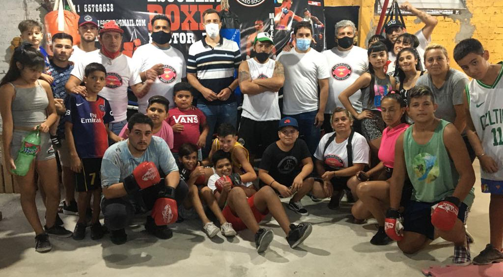La Defensa: La comuna ayuda a una escuela de box