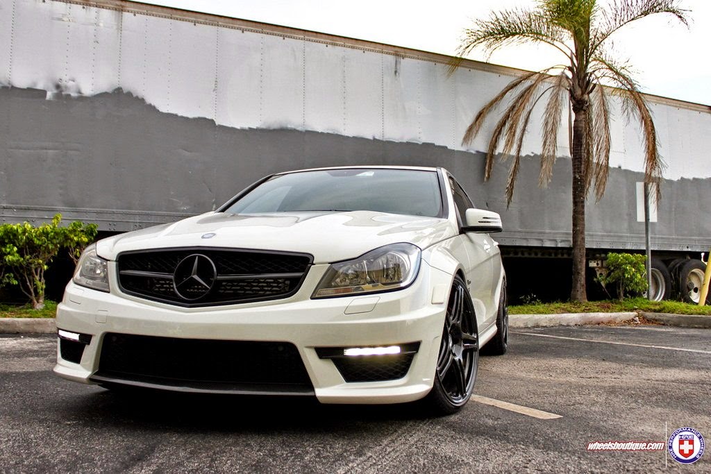 Mercedes-Benz W204 C63 AMG RENNtech on HRE Performance wheels | BENZTUNING