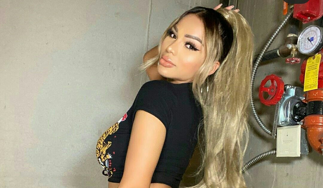 Emmeline Glam Biography, Body Statistics, Facts