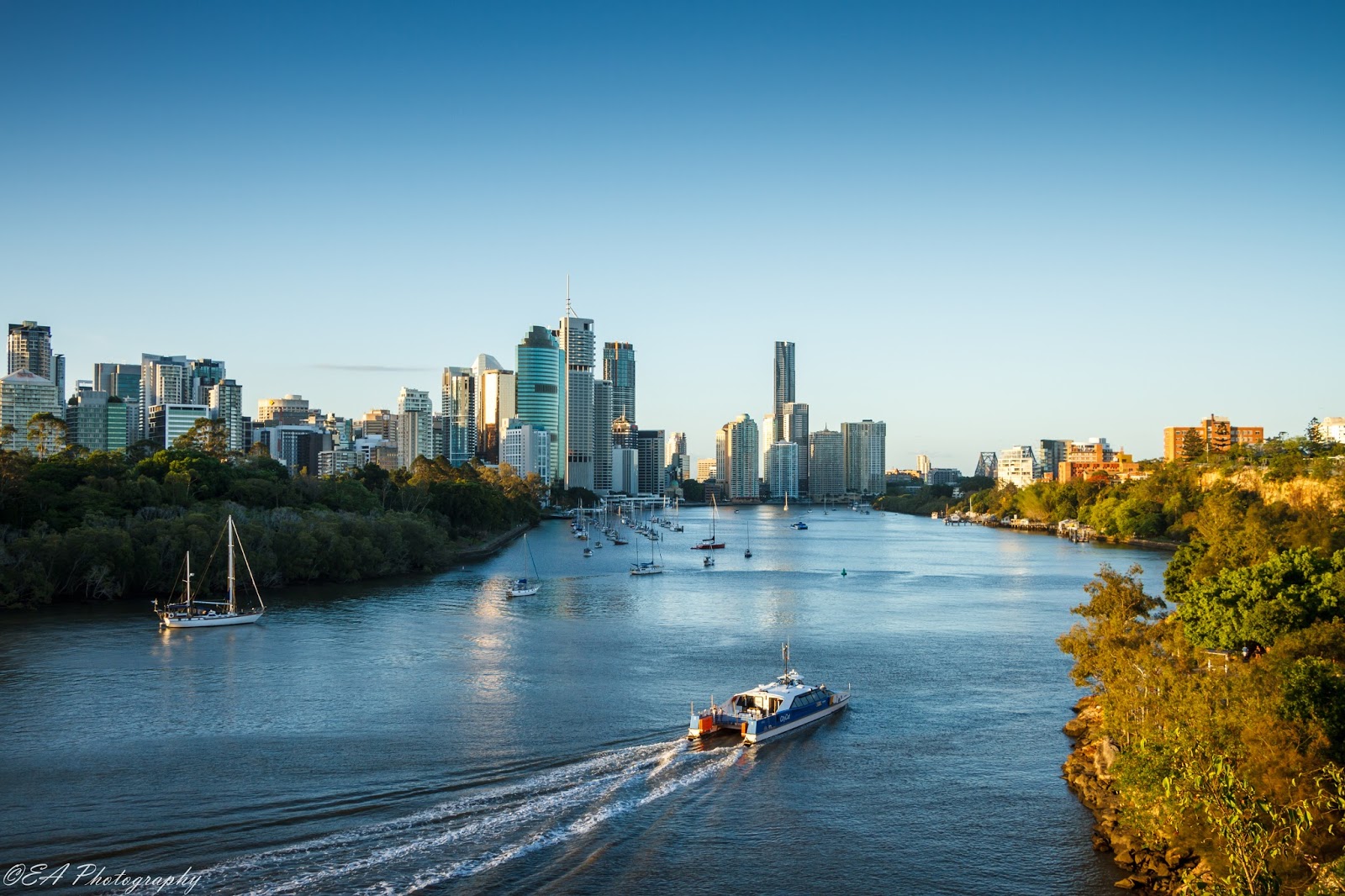 The Greatest of These is LOVE: Brisbane City: Beautiful by day & night