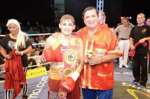 Boxeadoras Argentinas: Marcela Acuña noqueó a Estrella Valverde y retuvo