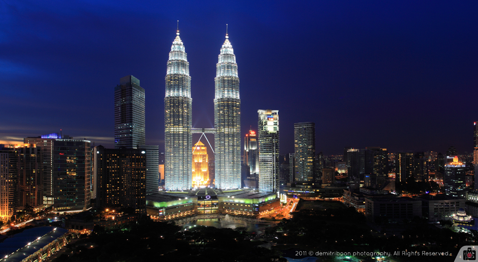 Demitri Boon Photography: Petronas Twin Towers, Night & Day, KLCC